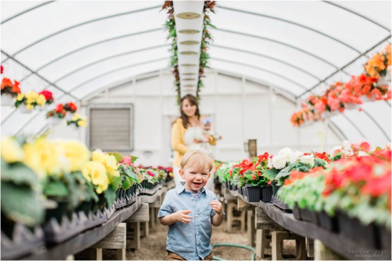 Springtime Nursery Photos | Mama Minis - Caitlin Page Photography | New ...