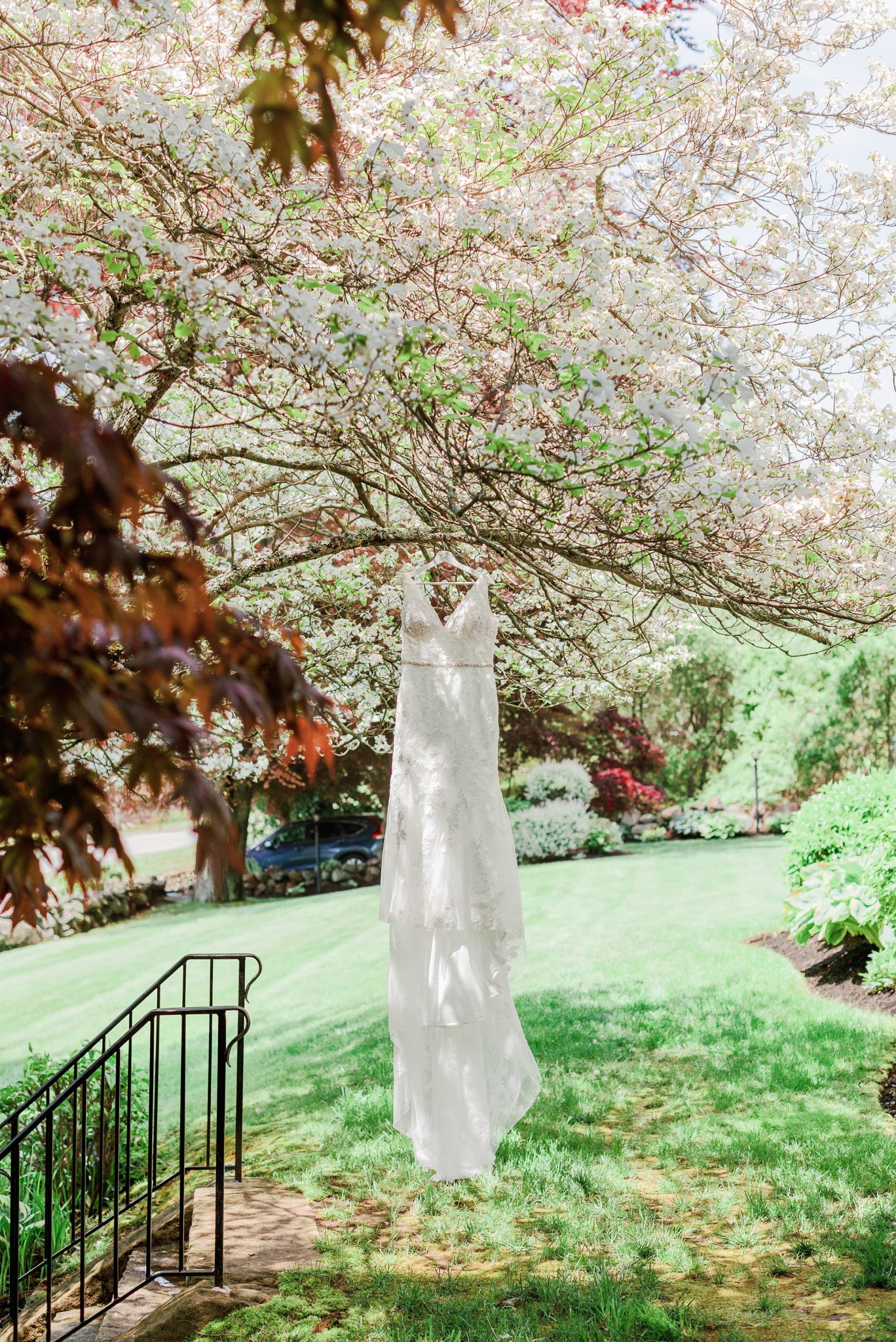 Bright Spring Rhode Island Wedding - Caitlin Page Photography | New ...