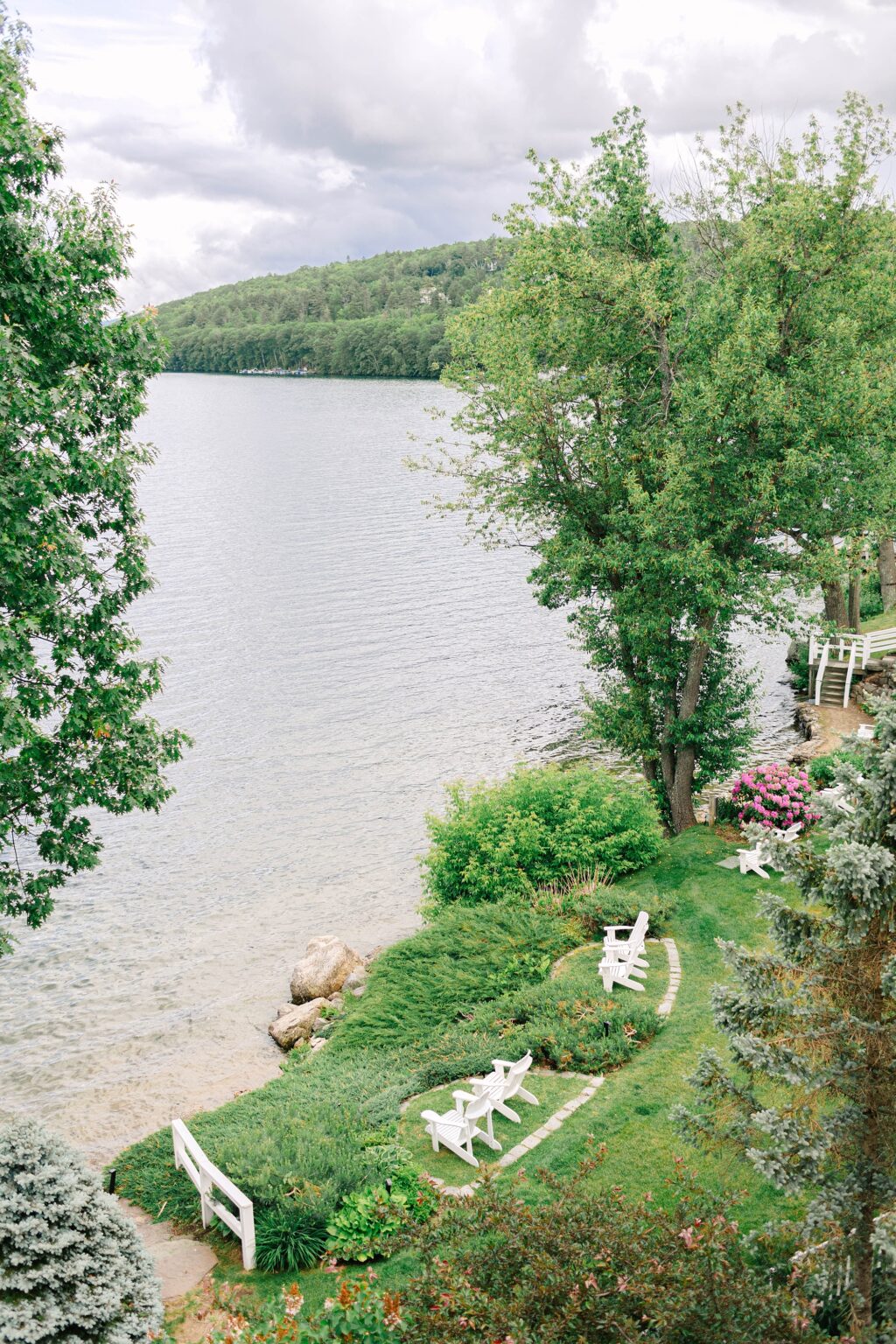 Floral Lakeside Luxury Wedding - Caitlin Page Photography | New ...